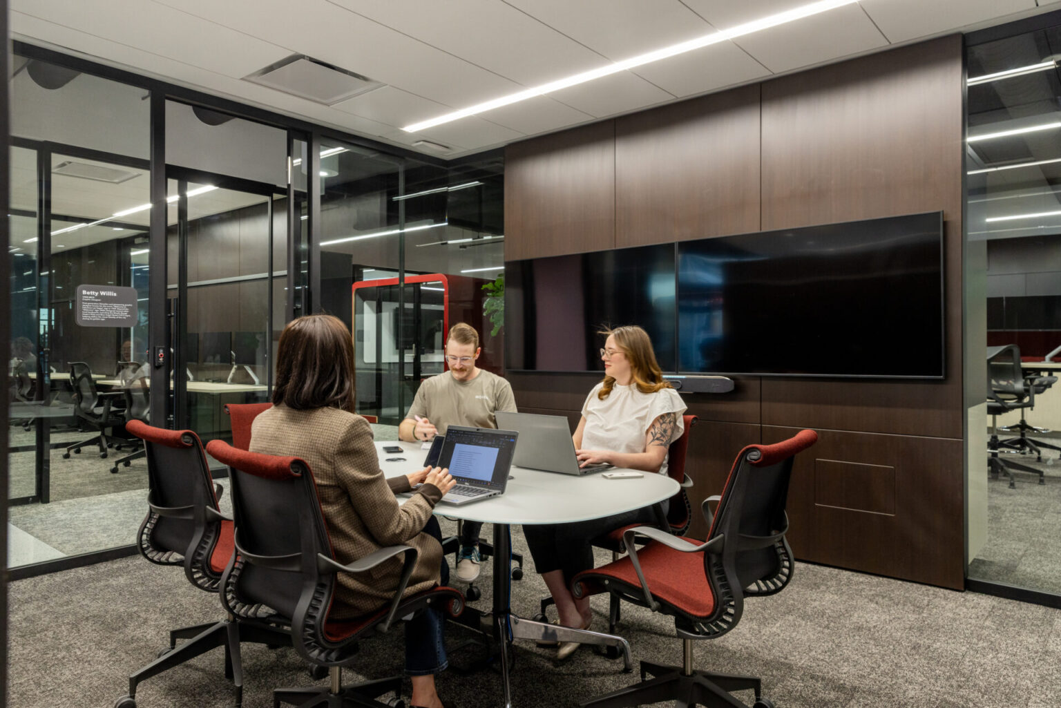 Shared - Woven Workspaces